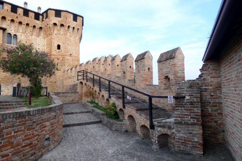 Urbino: Private Walking Tour with Ducal Palace Ticket - FAQ