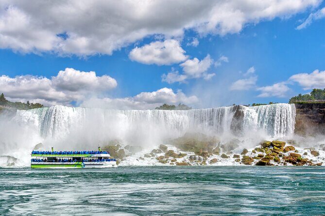 USA Side Maid of the Mist Boat and Cave of the Winds express tour - Key Points