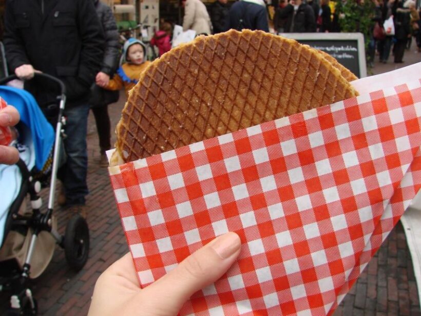 Utrecht - Food Tour: Try out 6 dutch bites - Key Points