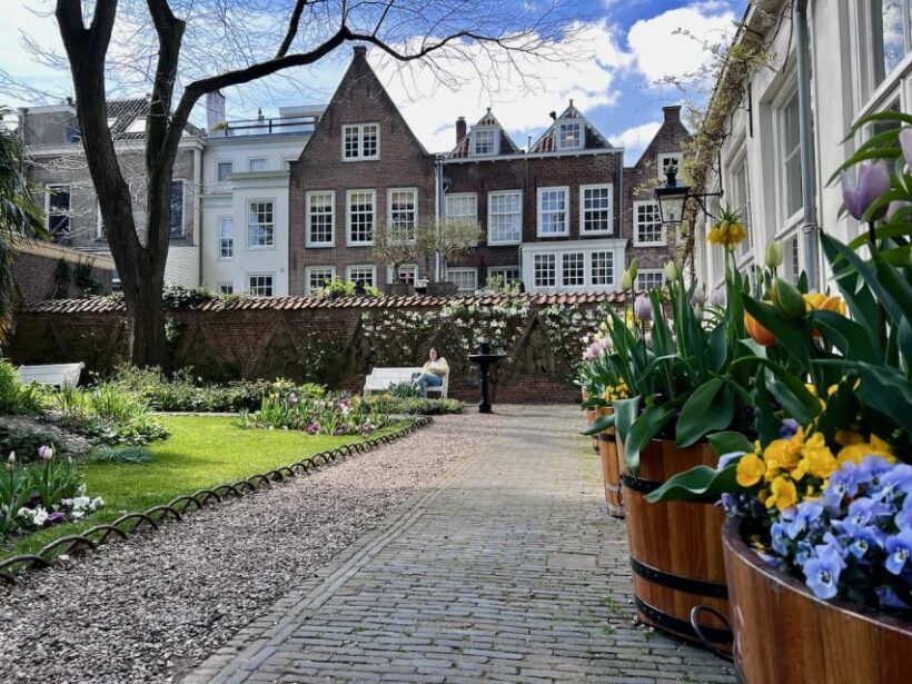 Utrecht: Highlights and Secrets with a Walking Tour - Why This Tour Is Worth Considering