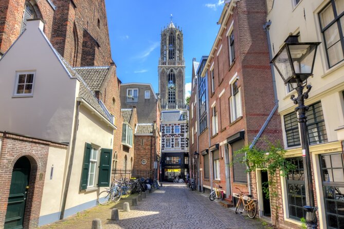 Utrecht Monster Mystery Self-Guided Tour and Exploration Game - Key Points
