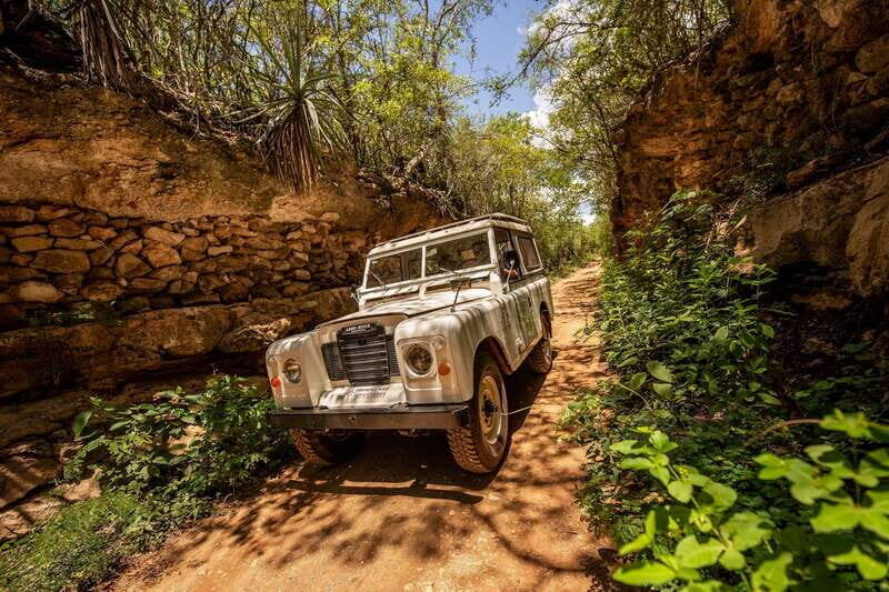 Uxmal: Vintage Land Rover Expedition to Uxmal Cenotes - Exploring Uxmal’s Jungle in a Vintage Land Rover