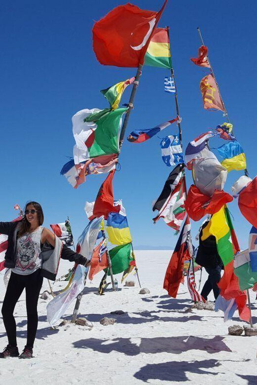 Uyuni: Day Trip to Uyuni Salt Flats + Atardecer y Lunch - Lunch in the Heart of the Salt Flats