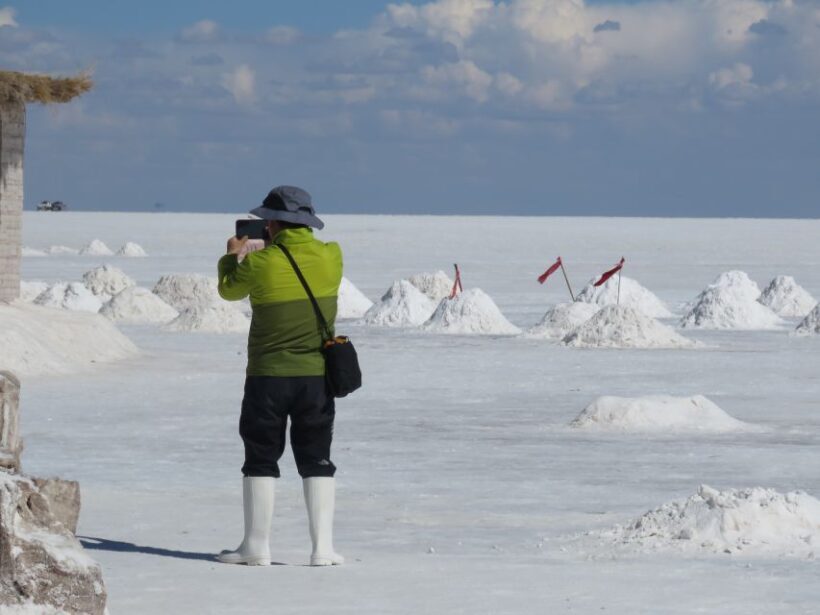 Uyuni: Full-Day Salt Flats Tour - The Experience in Detail