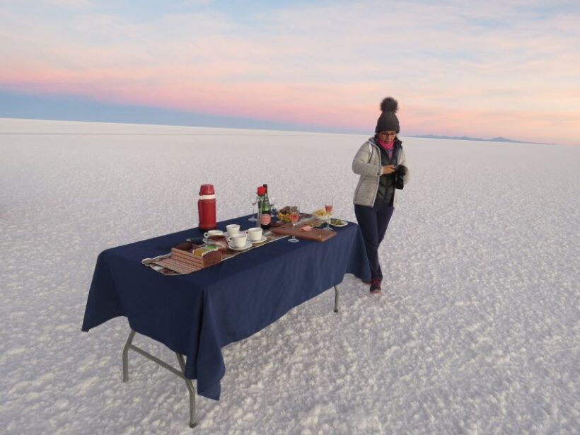 Uyuni: Full-Day Salt Flats Tour with Overnight Hotel Stay - Authentic Experiences That Are Worth It