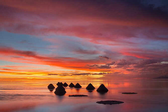 Uyuni Salt 1 Day Tour With Guide in English + Lunch and Sunset - Tour Experience