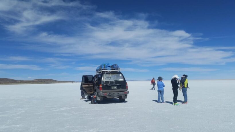 Uyuni Salt Flats Tour 1 day with guide in English - An In-Depth Look at the Uyuni Salt Flats Tour