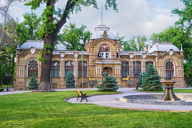 Uzbekistan Tour - 6 Days 5 Nights - Day 6: Departure and Reflection