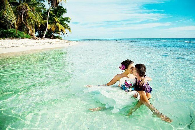 Vacation Photographer in Punta Cana - What to Expect from Your Punta Cana Photoshoot