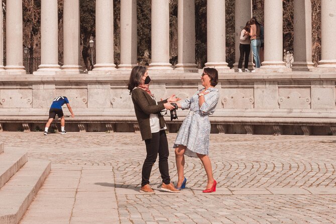 Vacation Photographer. Madrid Photo Shoot. Take Home More Than Just a Selfie! - Hassle-Free Booking and Pricing