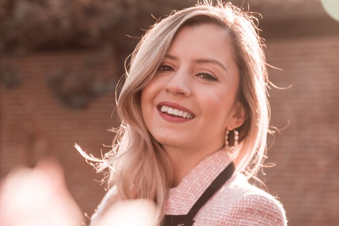 Vacation Photographer. Madrid Photo Shoot. Take Home More Than Just a Selfie! - Clients Praise and Recommendations