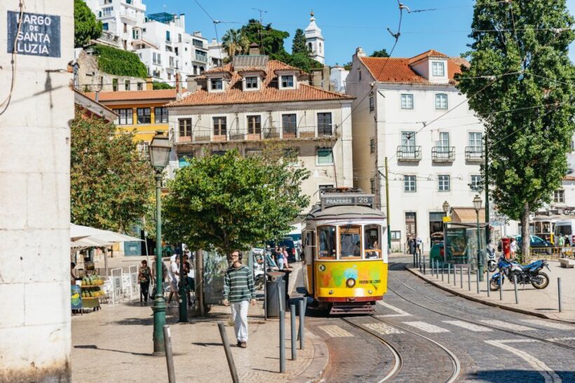 Vadio: Lisbon Old Town Private Tuk Tuk Tour - Who Should Consider This Tour?