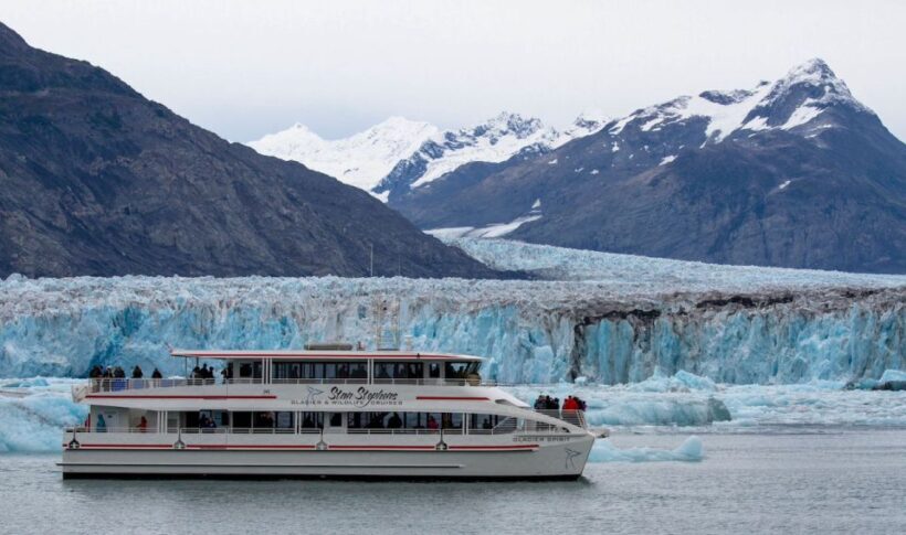 Valdez: 6-Hour Columbia Glacier Cruise - An In-Depth Look at the Tour