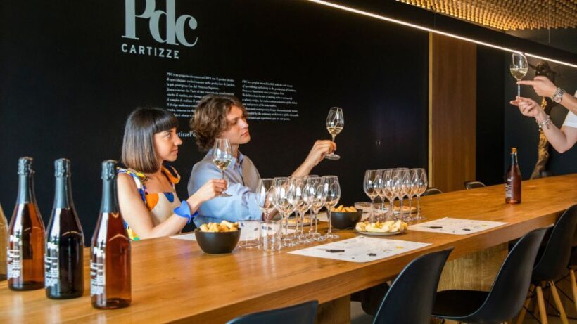 Valdobbiadene: degustazione Prosecco con stuzzichini - Introduction: A Sparkling Tasting in the Heart of Valdobbiadene
