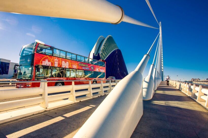 Valencia: 24 or 48-Hour Hop-on Hop-off Bus Ticket - Authentic Experiences from Other Travelers