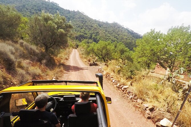 Valencia: ADVENTURE 4X4 JEEP Tour - Picnic Delights and Refreshments