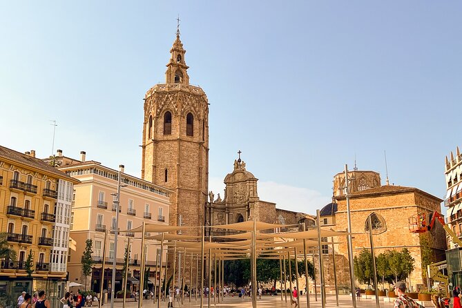 Valencia Bike Tour - Getting There and Getting Around