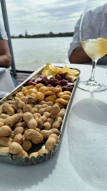 Valencia: Boat ride with tasting of Valencian vermouths - The Value and Practicality