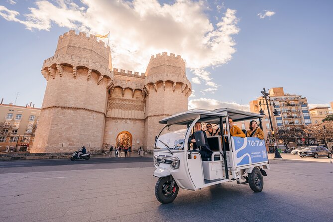 Valencia by Tuk Tuk i: Private tour 1 or 2 hours explore the city - The Itinerary in Detail
