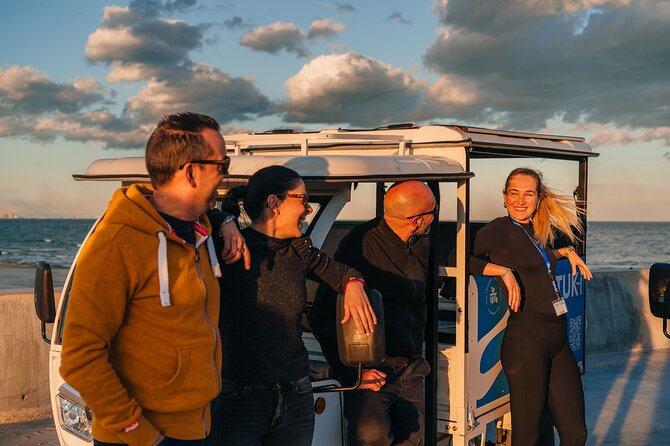 Valencia by Tuk Tuk i: Private tour 1 or 2 hours explore the city - Who Would Love This Tour?