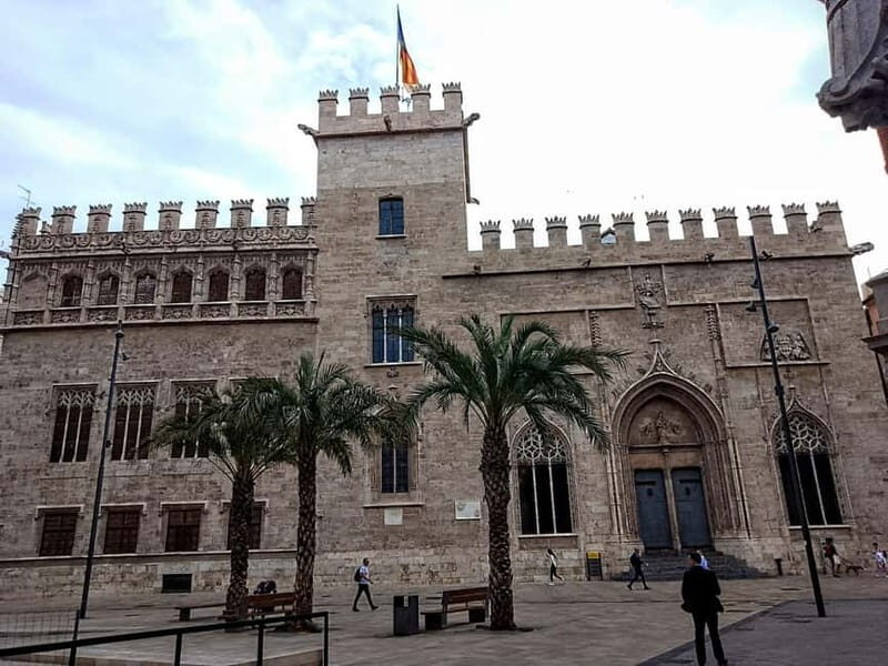 Valencia City Bike Tour; History and Gastronomy. - The Itinerary in Detail