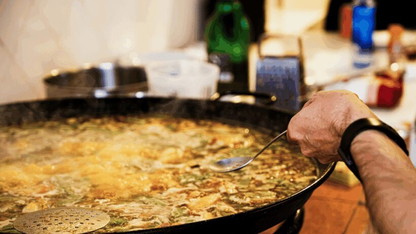 Valencia: cook your paella (with purchase at Russafa market) - The Itinerary and What to Expect