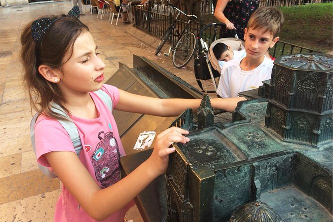 Valencia Family Tour Guided Tour in Italian - Meeting and Pickup