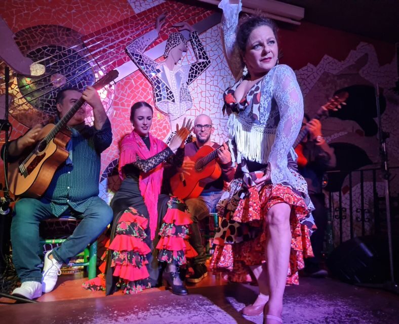 Valencia: Flamenco at Toro y La Luna with Drinks or Dinner - Who Should Book This Experience?