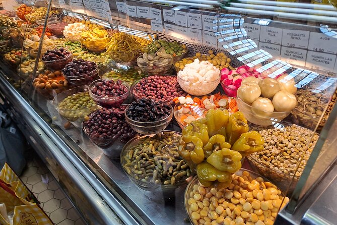 Valencia Food Tour: Tapas, Drinks and Delights With a Local - Accessibility and Group Information