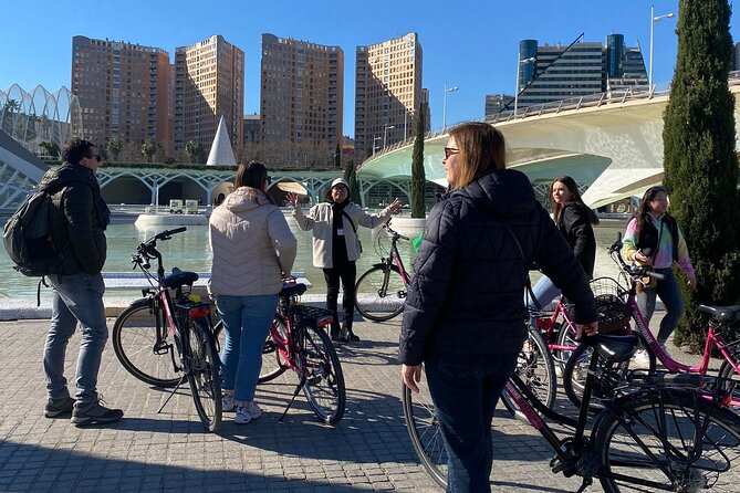 Valencia Highlights Bike Tour - Small-Group Experience