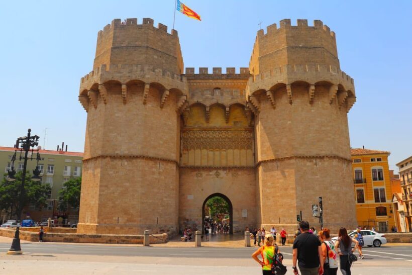 Valencia Highlights Half-Day Private Tour with Local Tasting - La Lonja de la Seda: UNESCO Heritage Site
