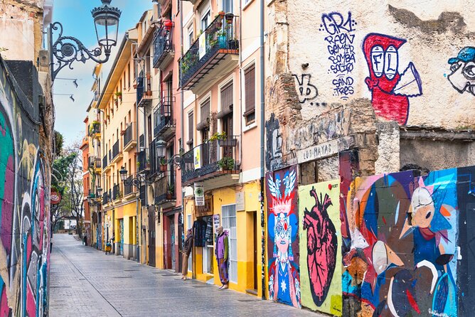 Valencia Iconic Sights Scavenger Hunt - Price and Value
