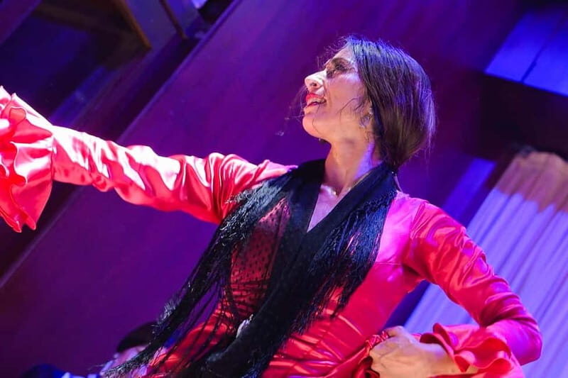 Valencia: La Linterna Flamenco Show - Key Points