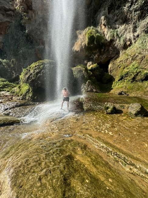 Valencia: Montanejos Hot Springs Tour + Salto De la Novia Waterfall - Frequently Asked Questions