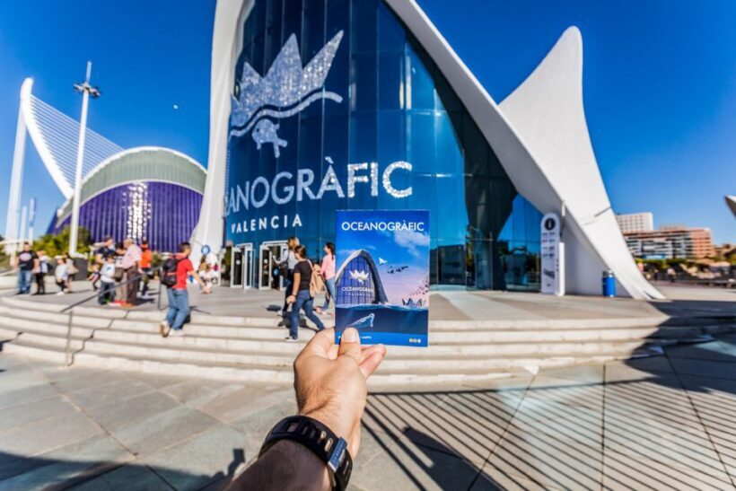 Valencia: Oceanogràfic Entry Ticket - Key Points