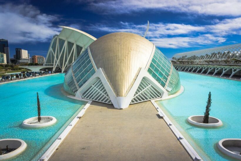 Valencia: Private Architecture Tour with a Local Expert - Key Points