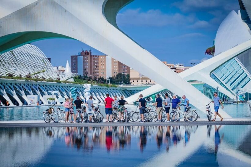 Valencia: Private City Tour on Bike with Drink Stop - A Deep Dive into Valencia’s Best on Two Wheels