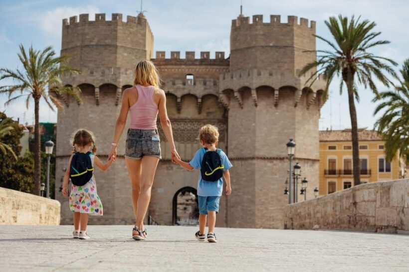 Valencia: Private Family Tour with Churros, Parks & Museum - The Experience: A Detailed Look