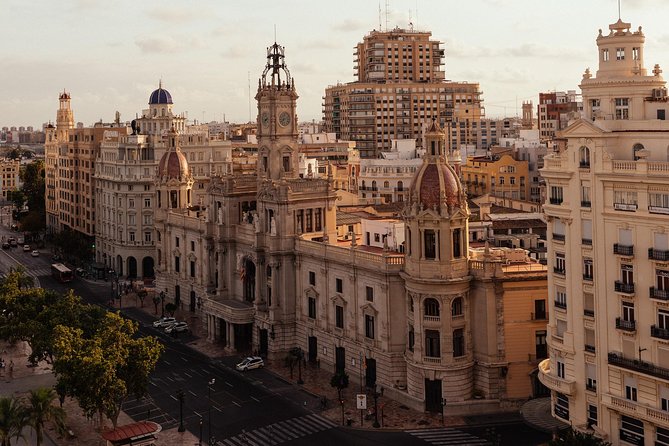 Valencia PRIVATE Highlights & Hidden Gems Tour With a Local - Discovering Hidden Gems