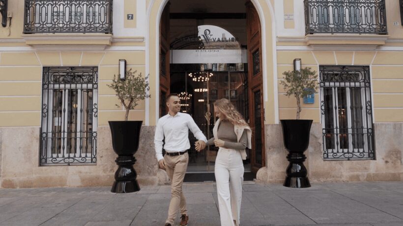 Valencia: Private photo shooting with pro photographer - Key Points