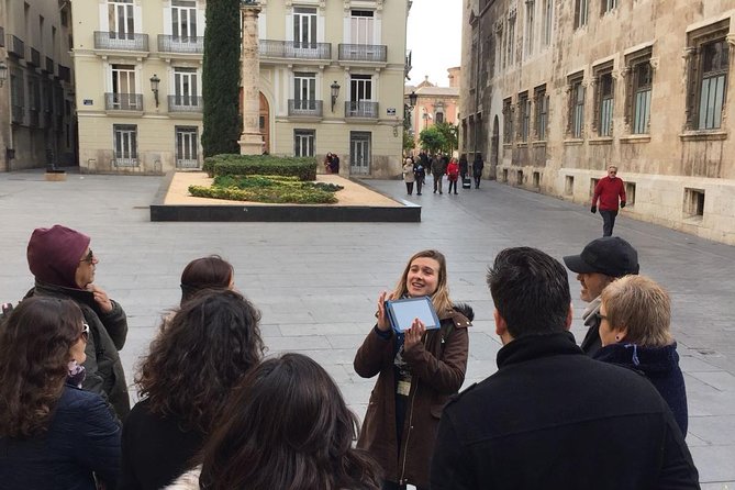 Valencia Private Walking Tour With Official Valencian Guide - Meet Your Expert Guide