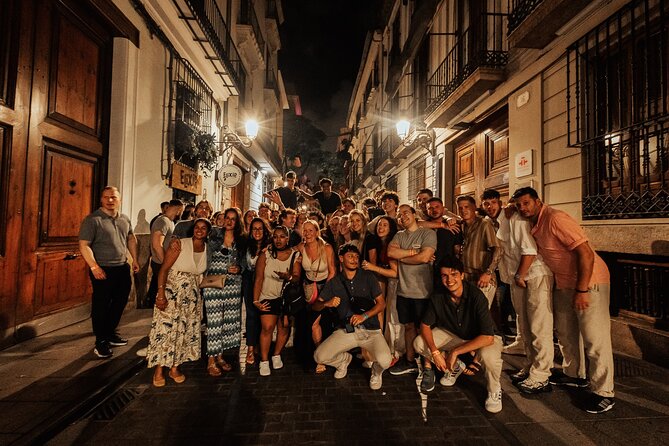 Valencia Pub Crawl | Hostels & Travelers Experience - Highlights of the Tour Experience