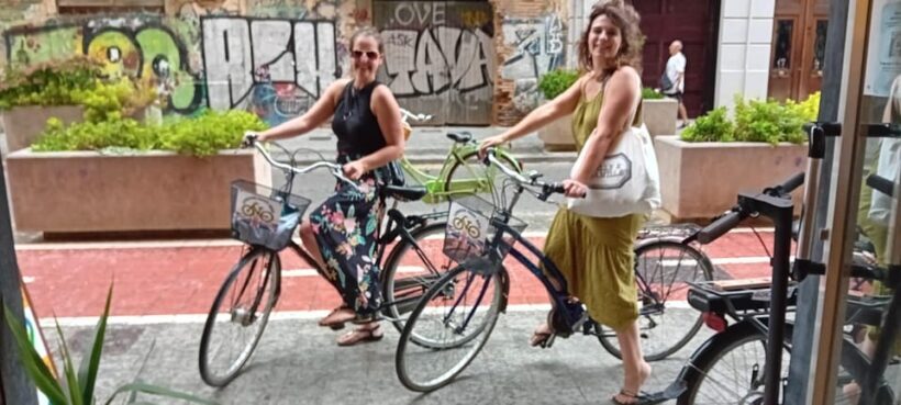Valencia (Ruzafa): Guided Bike Tour of the city's highlights - Authentic Experiences and Authenticity