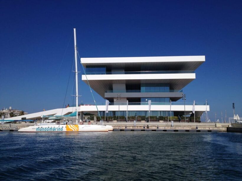 Valencia: Sailing Catamaran Cruise with Valencian Lunch - Authentic Experience: What Sets This Tour Apart
