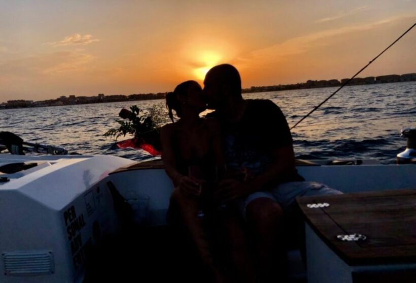 Valencia: Sunset trip in a sailboat with drinks included - Authentic Reviews and Real Experiences