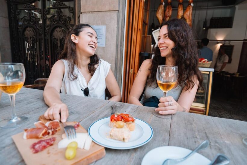 Valencia: Tapas and Drinks Evening Tour - What Makes This Tour Stand Out