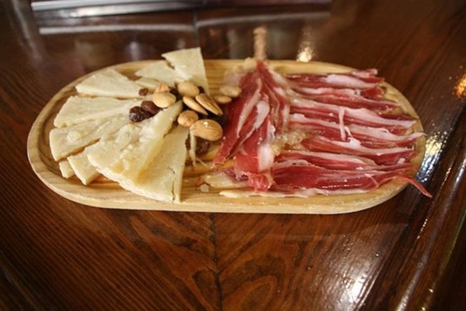 Valencia Tapas and Sightseeing Guided Tour - Exploring the Central Market of Valencia