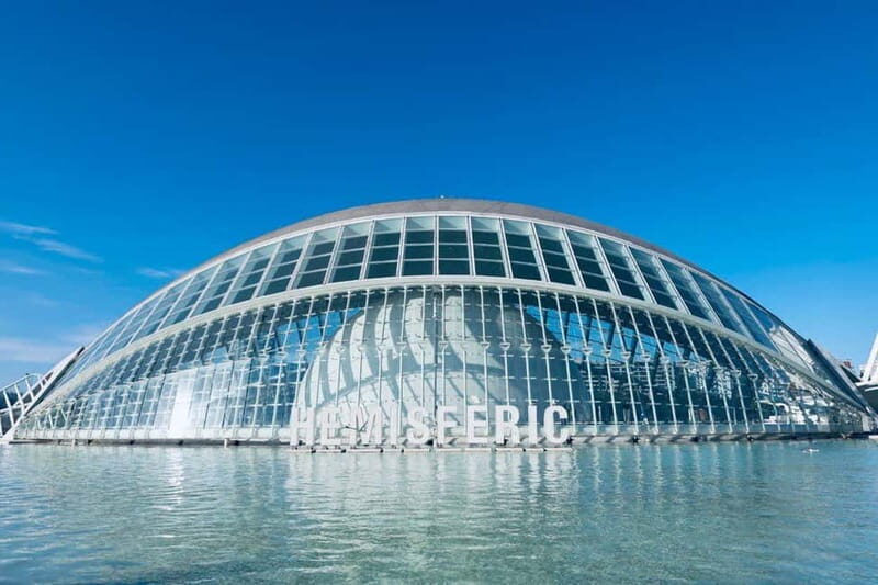 Valencia: the best 25 spots in the city by bike! - Key Points