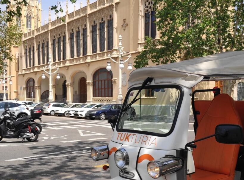 Valencia: Tuk Tuk Historical Tour - The Value Proposition