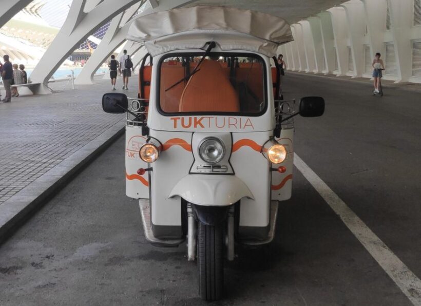Valencia: Tuk Tuk Modern Tour - Who Will Love This Tour?